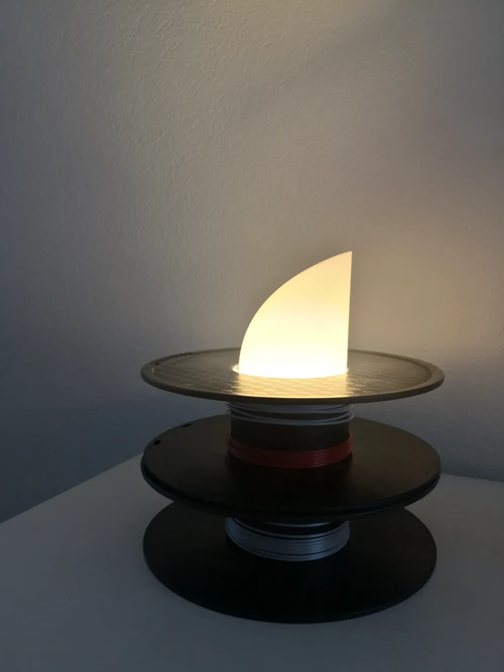 LAMP WITH 2 RECYCLED COILS by luca.cambianica - MakerWorld