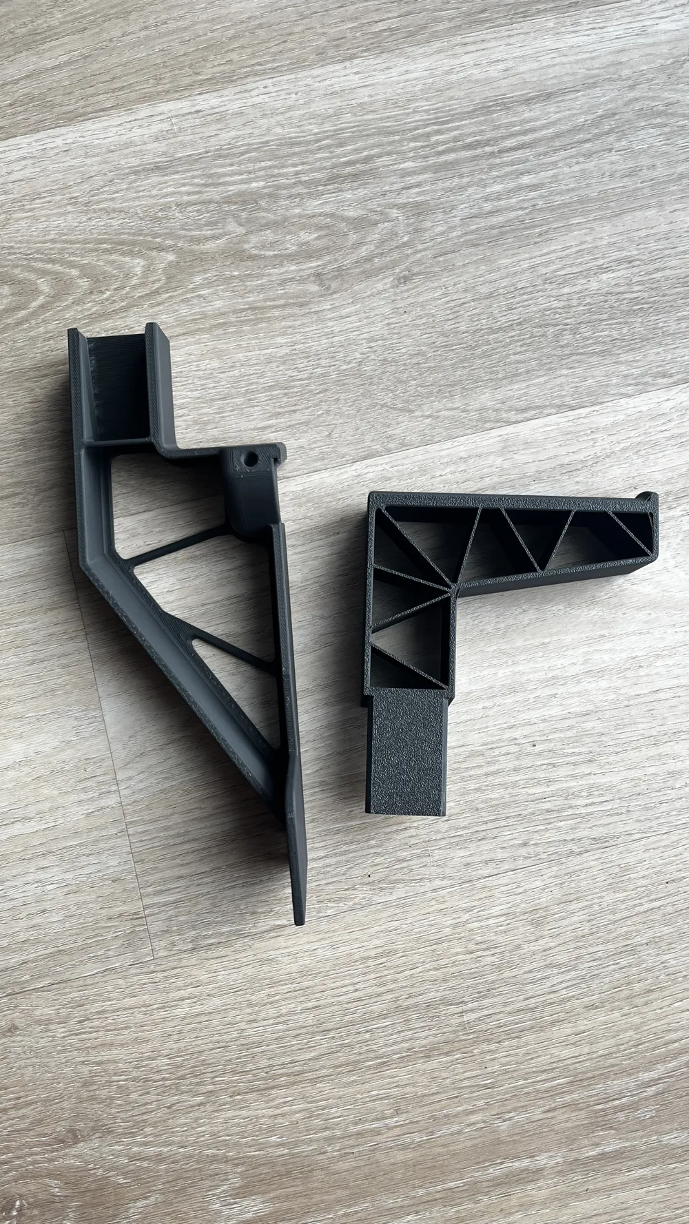 Simple top spool holder P1S by tomaszfortyfour MakerWorld: Download ...