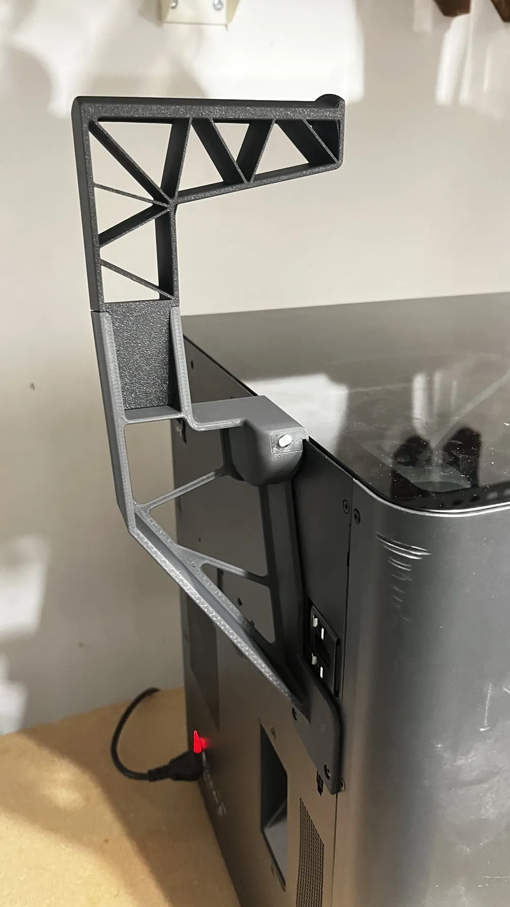Simple top spool holder P1S by tomaszfortyfour MakerWorld: Download ...