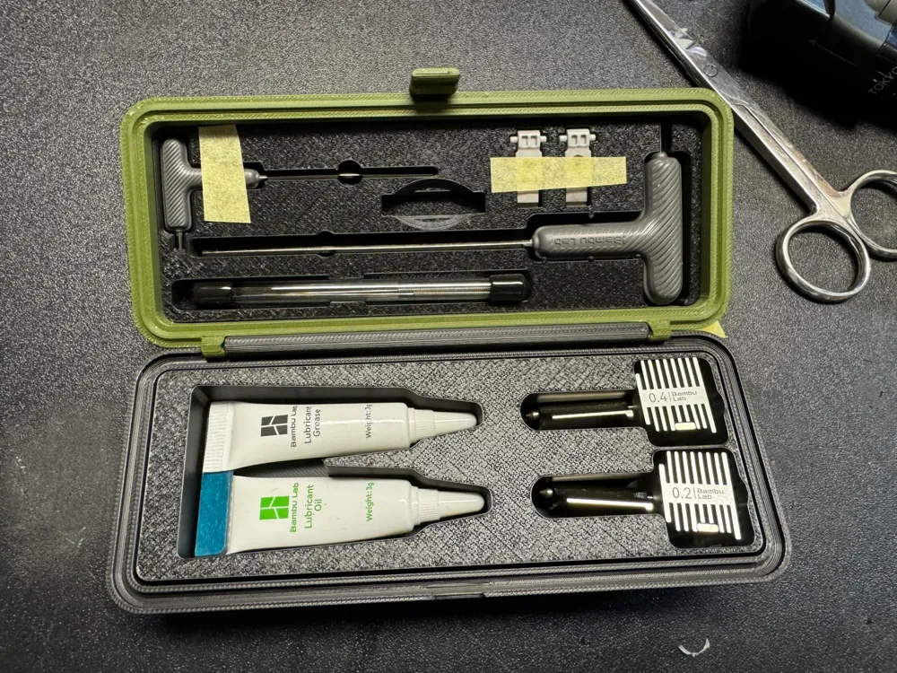 Narrow Tool Box top logo Remixed by Habo - MakerWorld