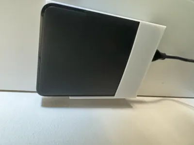 external HDD wall mount by GekkenHuis - MakerWorld