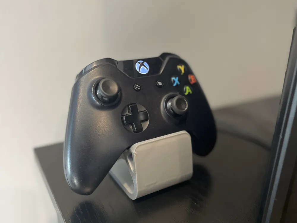 Universal Controller Stand by Damian G - MakerWorld