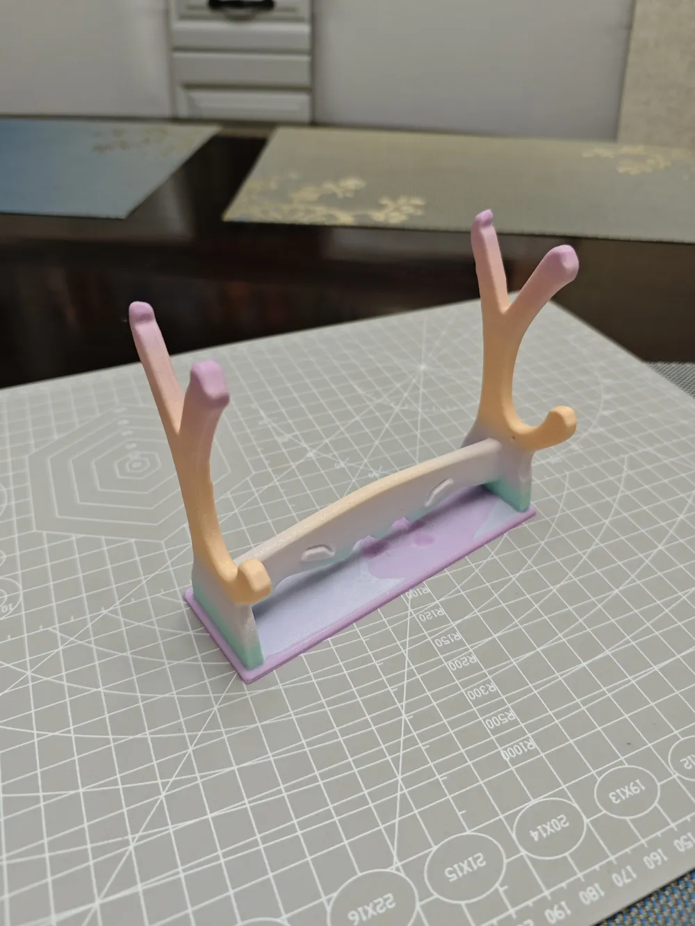 Anime Game Peripherals Weapon Display Stand Double-Layer Knife Holder ...