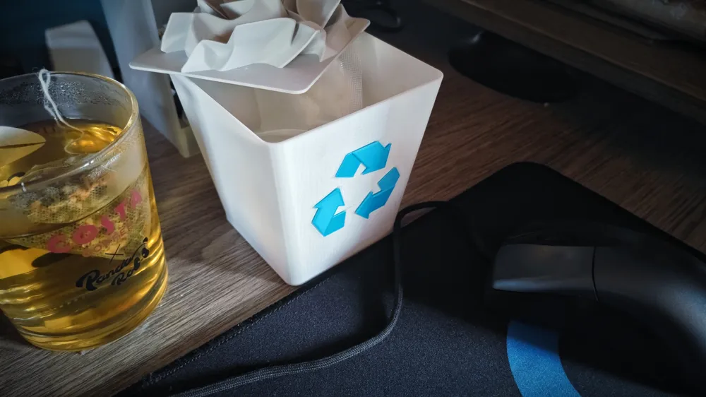 Windows 11 style desktop recycle bin - Free 3D Print Model - MakerWorld