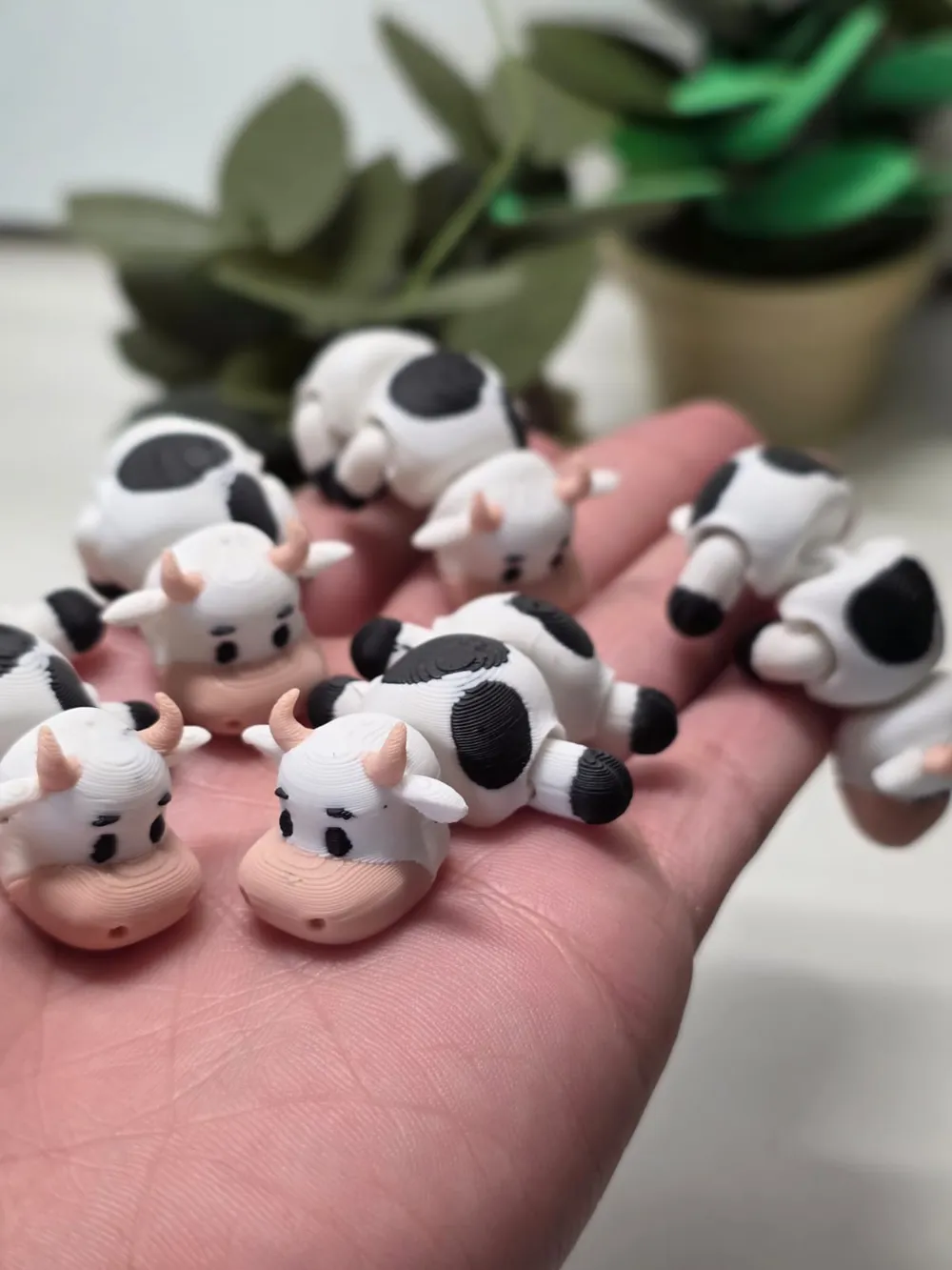 Little articulated Cow - Free 3D Print Model - MakerWorld