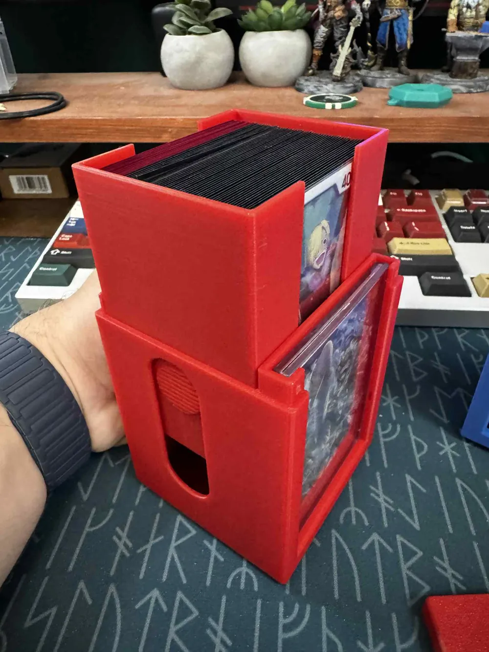Slide-Out TCG Deck Box - Free 3D Print Model - MakerWorld