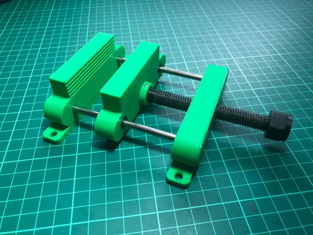 Sliding Vice by kevr102 - MakerWorld