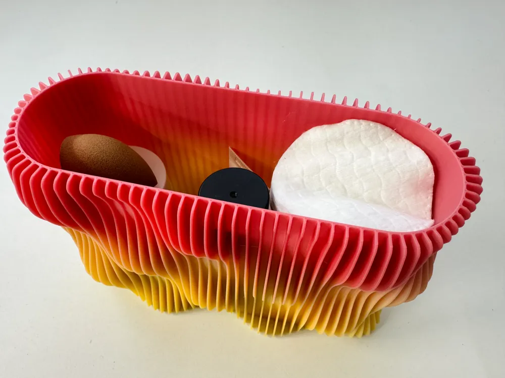 Stylish wavy holder by koru_panda - MakerWorld