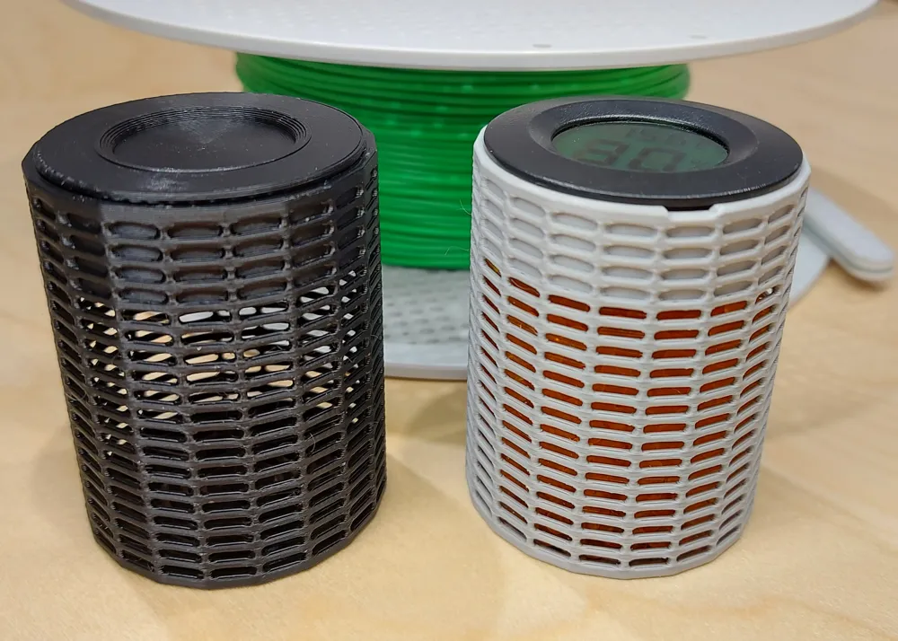 Spool Desiccant Container with Hygrometer by Adrian - MakerWorld