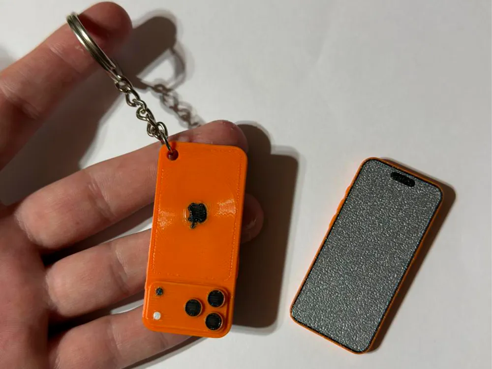 Mini IPhone 17 Pro Max - Toy / Keychain by RJota3D MakerWorld: Download ...