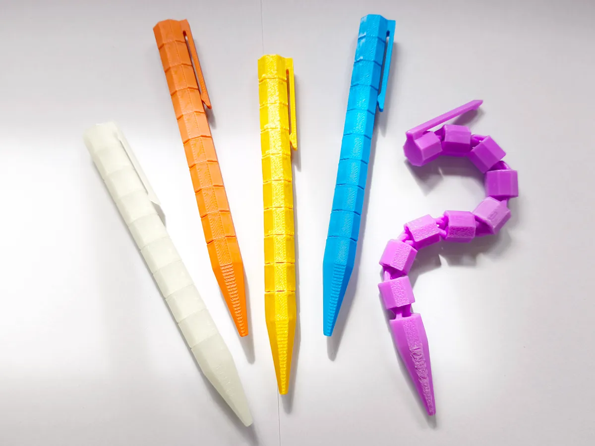 Pen Whip (pull and tug, instantly transforming into a flexible pen ...