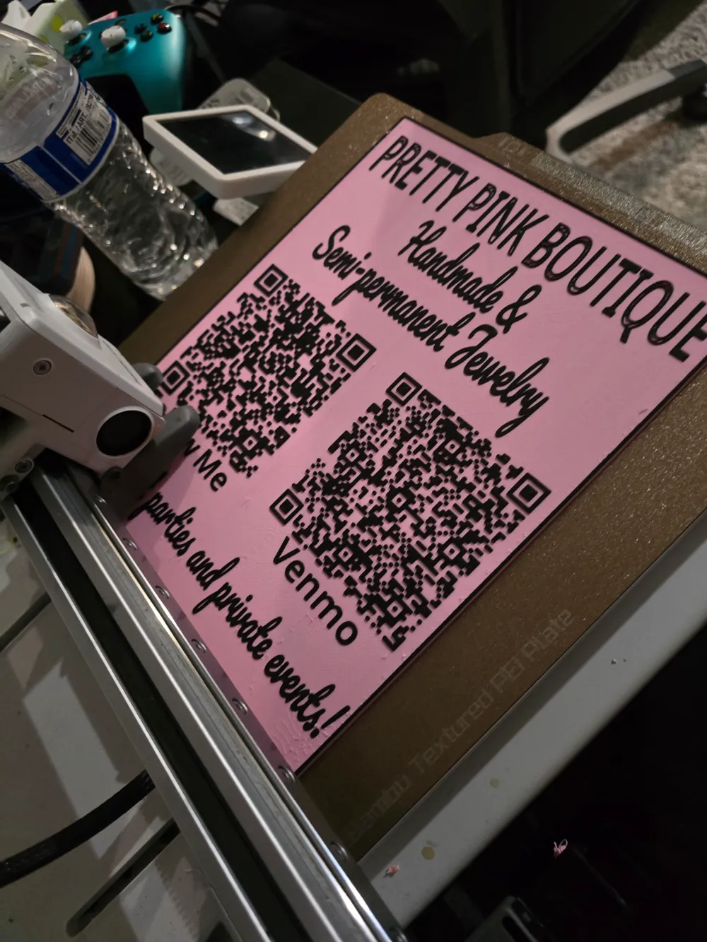 Custom QR Code Sign/Vendor Display/Table Display - MakerWorld 3D Model ...