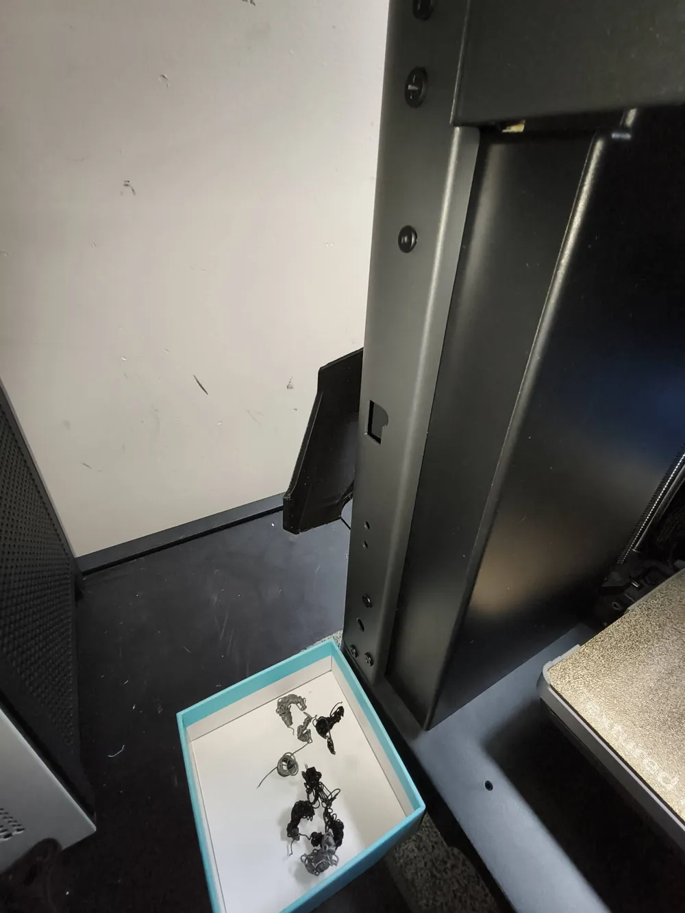 Flashforge AD5X printer chute for waste (poop) by Beigelad MakerWorld ...