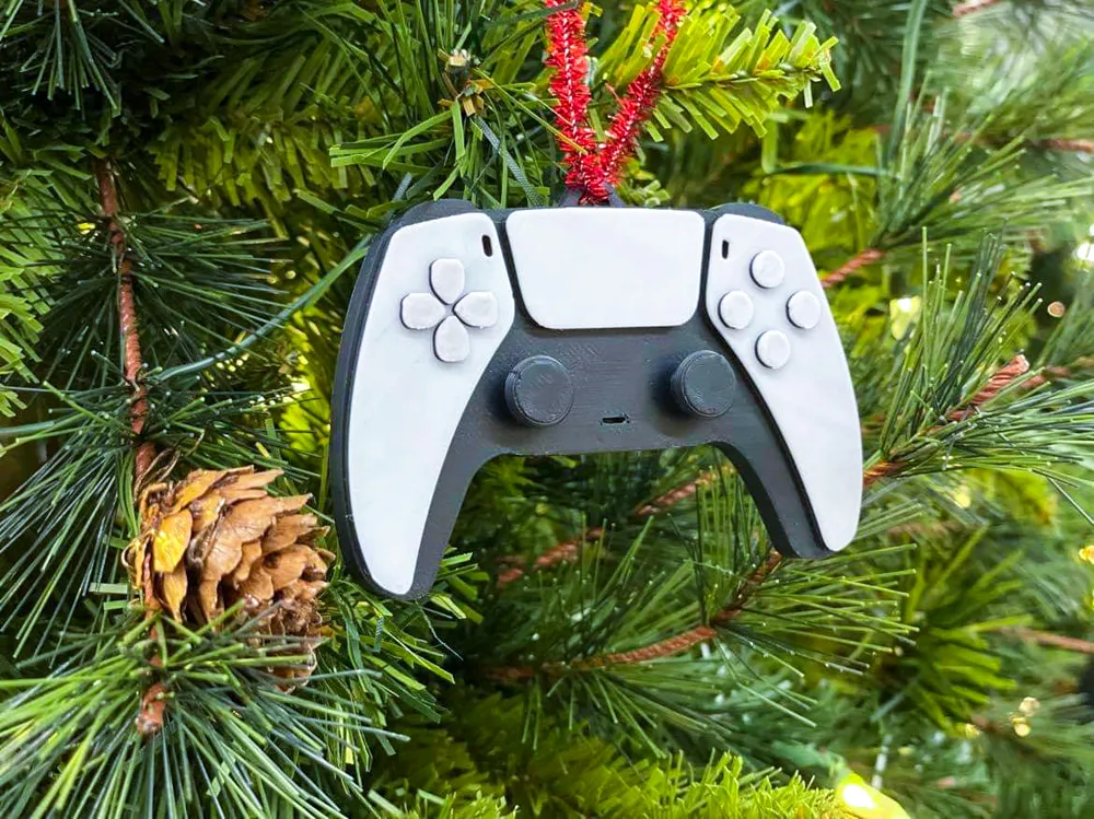 PS5 Dualsense Controller Christmas Tree Ornament by Boneyard - MakerWorld