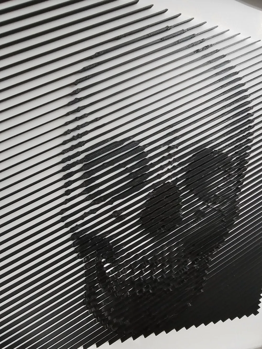 Skull Halftone Wall Art v2 by Ikonic3D by ikonic 3D - MakerWorld