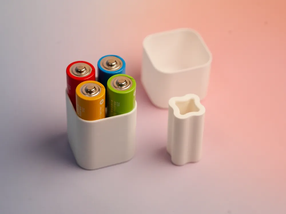 Contenitore portabatterie semplice e portatile (batterie AA, AAA ...