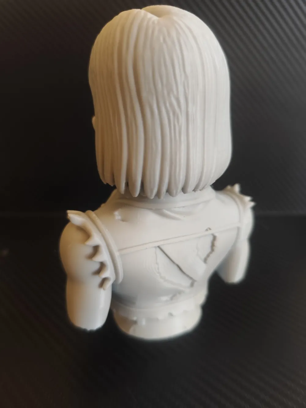 Bust C-18 Android Dragon Ball Z - Free 3D Print Model - MakerWorld