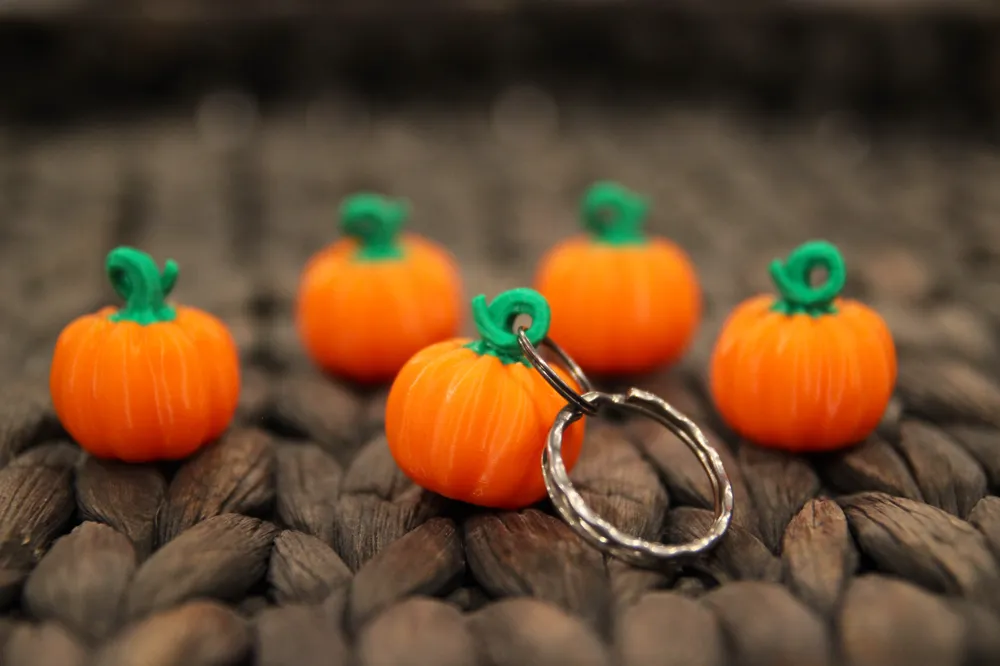 Small Pumpkin Keychain by Little Mac Designs MakerWorld: Download Free ...