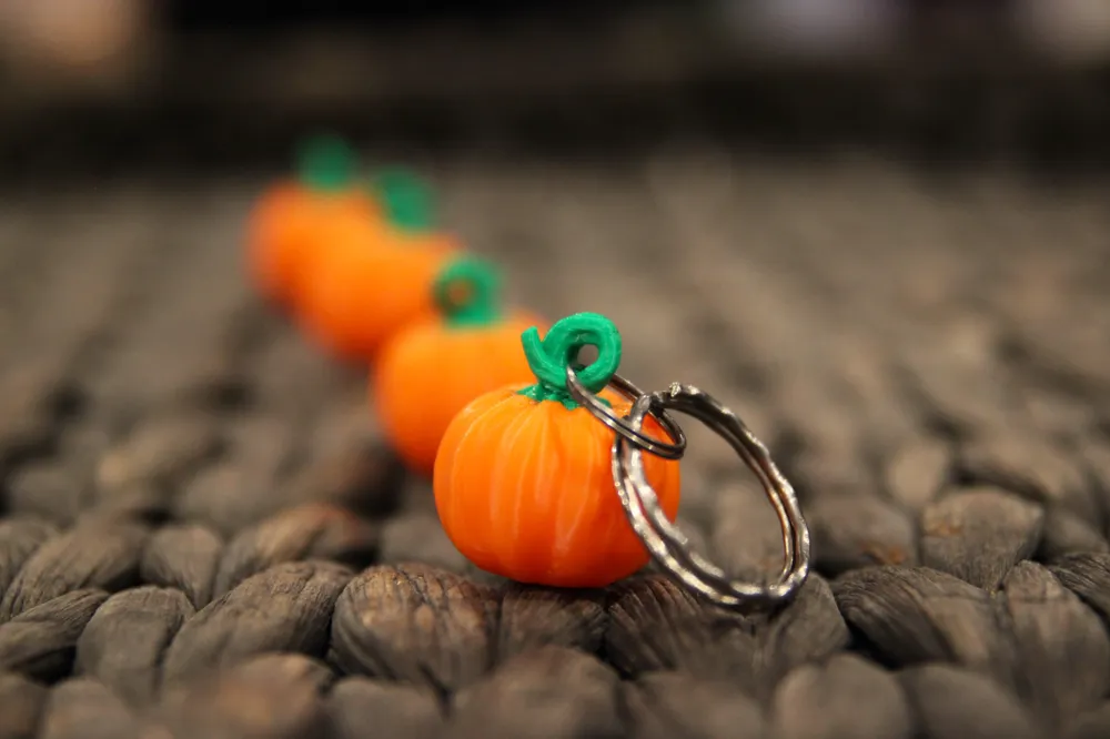 Small Pumpkin Keychain by Little Mac Designs MakerWorld: Download Free ...