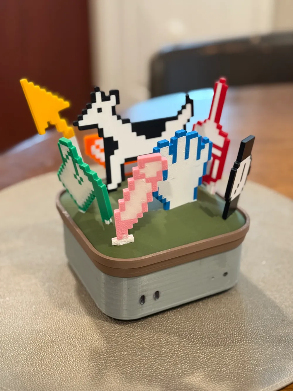 Apple Icon Garden Bouquet for Mac mini + Happy Mac by Jerrod H - MakerWorld