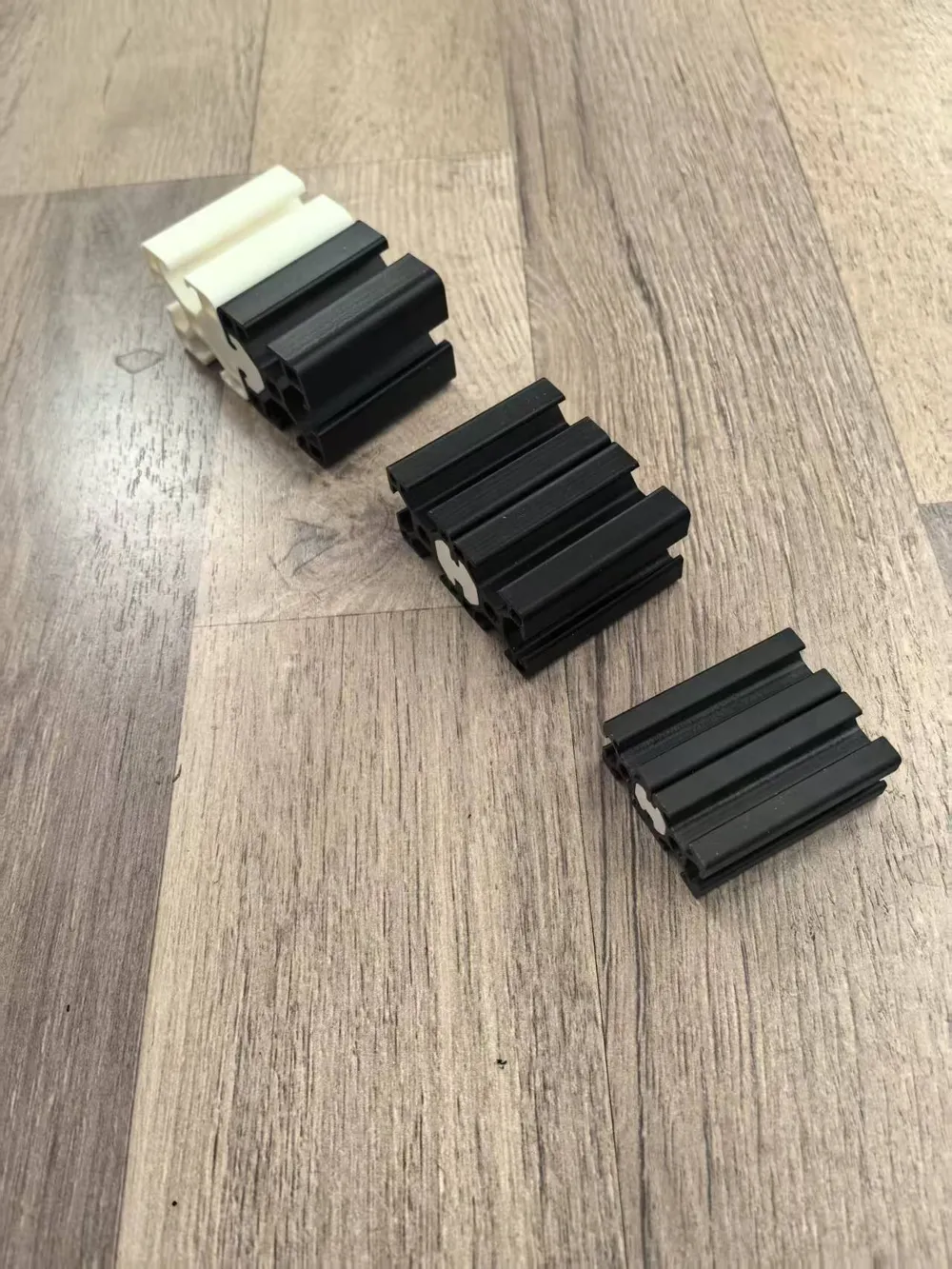 Aluminum Profile - Horizontal Connector - Free 3D Print Model - MakerWorld