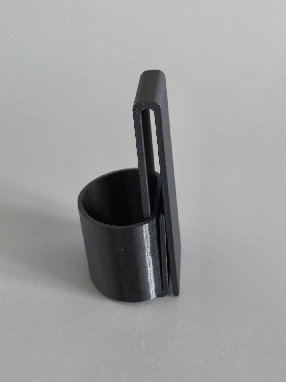 Customizable belt-mounted tool holder (PLA + TPU) by Łukasz Orłowski ...