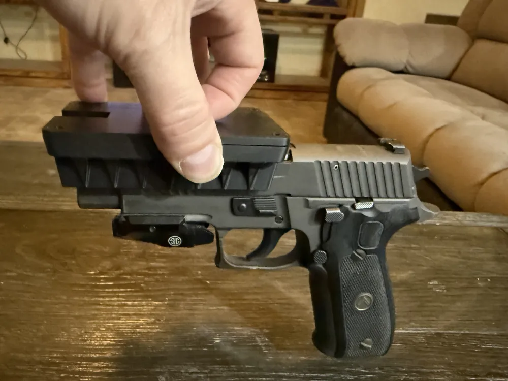 SIG P226 .40 S&W Magnetic Gun Mount - Free 3D Print Model - MakerWorld