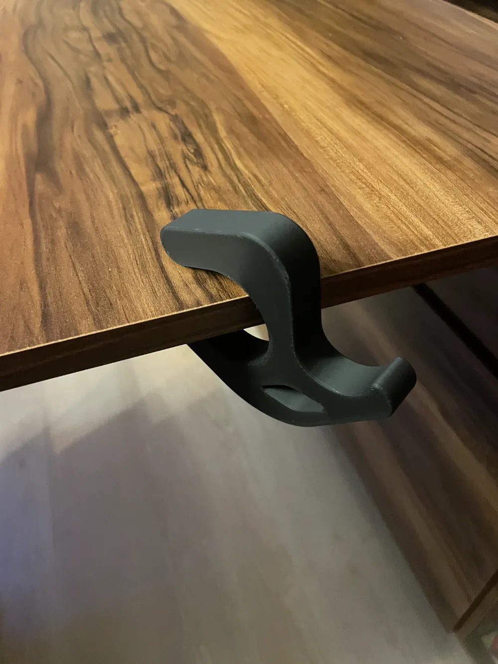 Tabel holder Table hooks by Landvoigt - MakerWorld