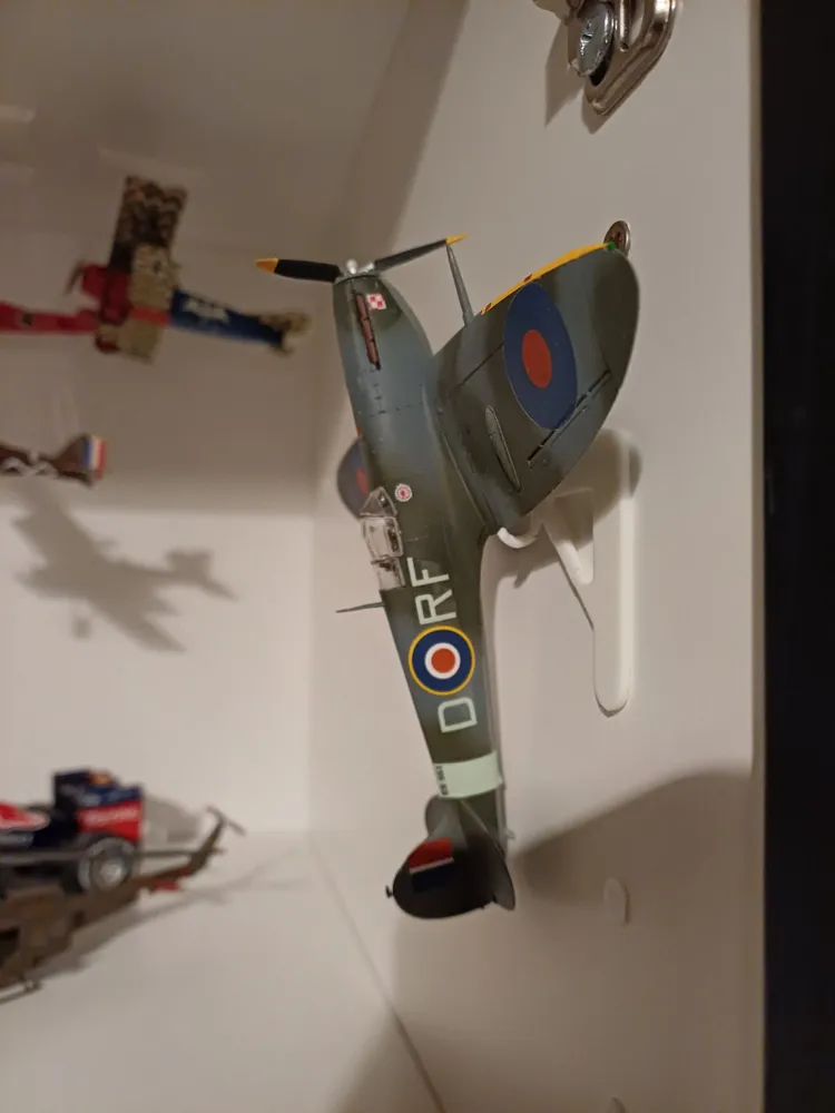 Ikea Billy Model Airplane Hook - Free 3D Print Model - MakerWorld