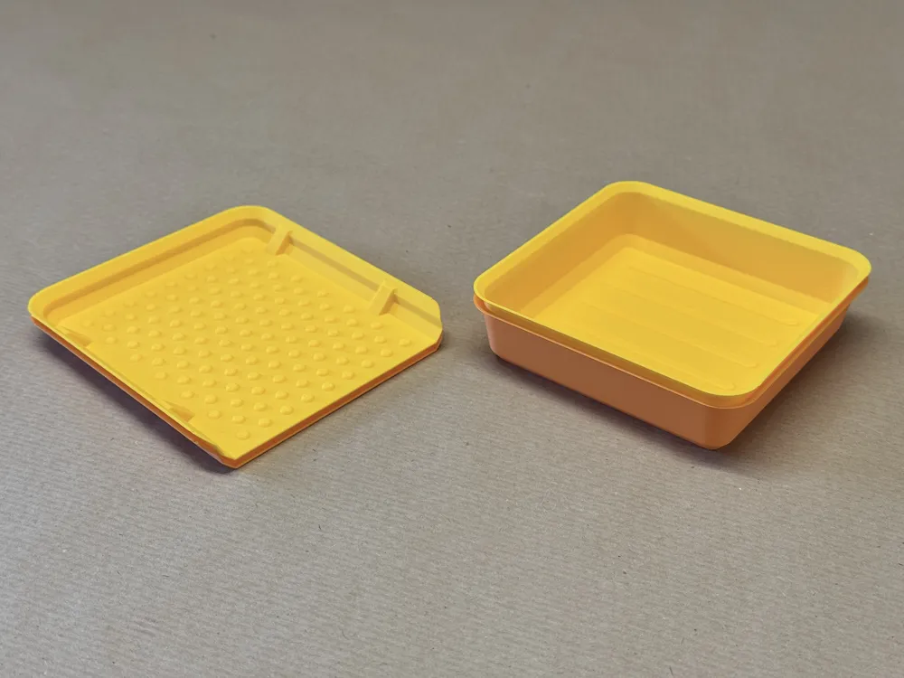 Paint tray with disposable inserts / liner - Free 3D Print Model ...