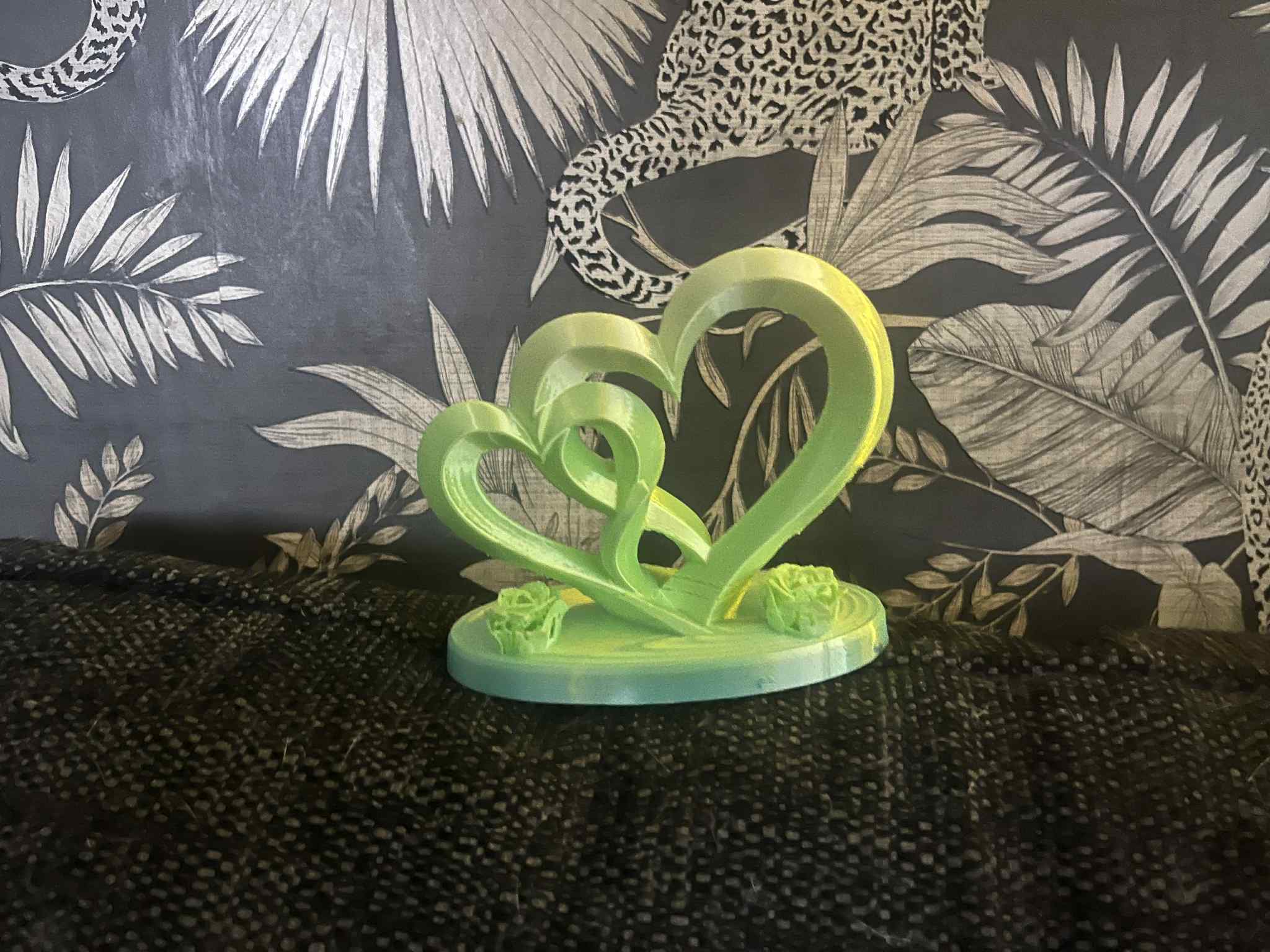 valentine heart and roses - Free 3D Print Model - MakerWorld