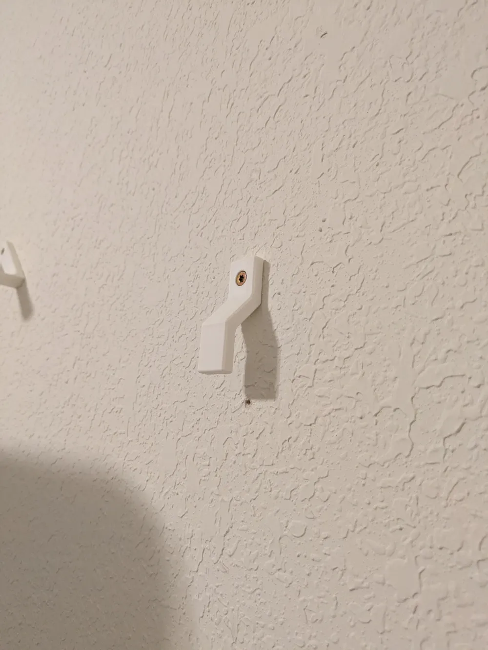 FMS 64mm F16 Wall Mount - Gear Off - Free 3D Print Model - MakerWorld