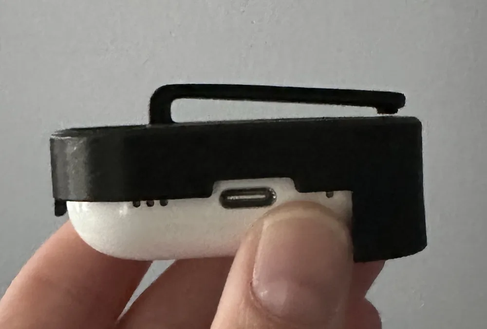 Air Pod Pro 2 case with clip by illuminat3D MakerWorld: Download Free ...