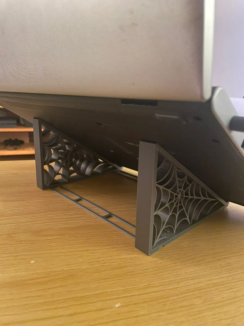 Laptop Stand - Spider Web by Lee - MakerWorld