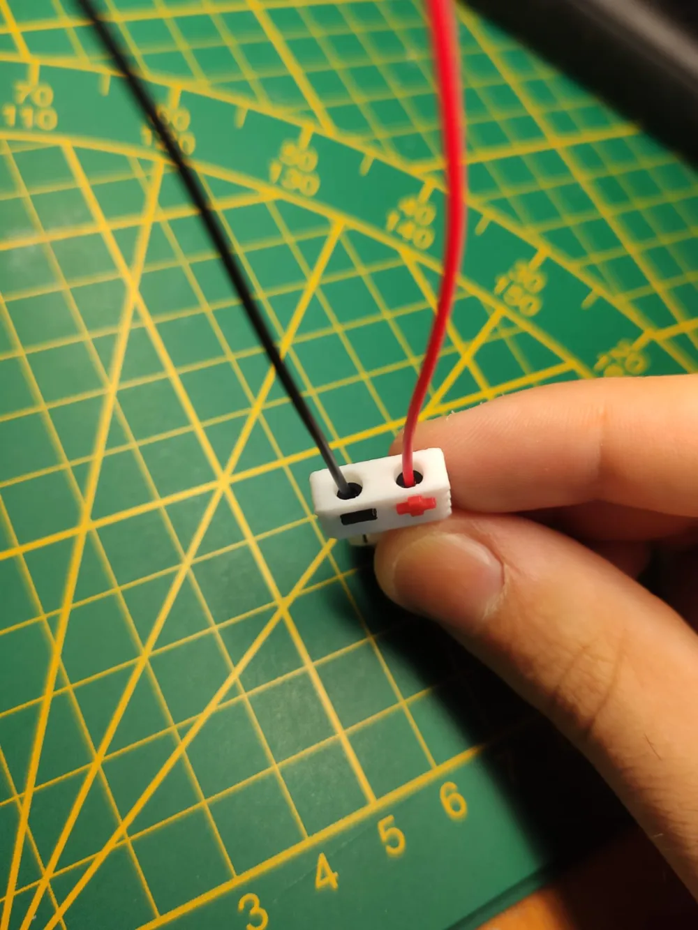 Jumper cables USB connector by Celestin - MakerWorld
