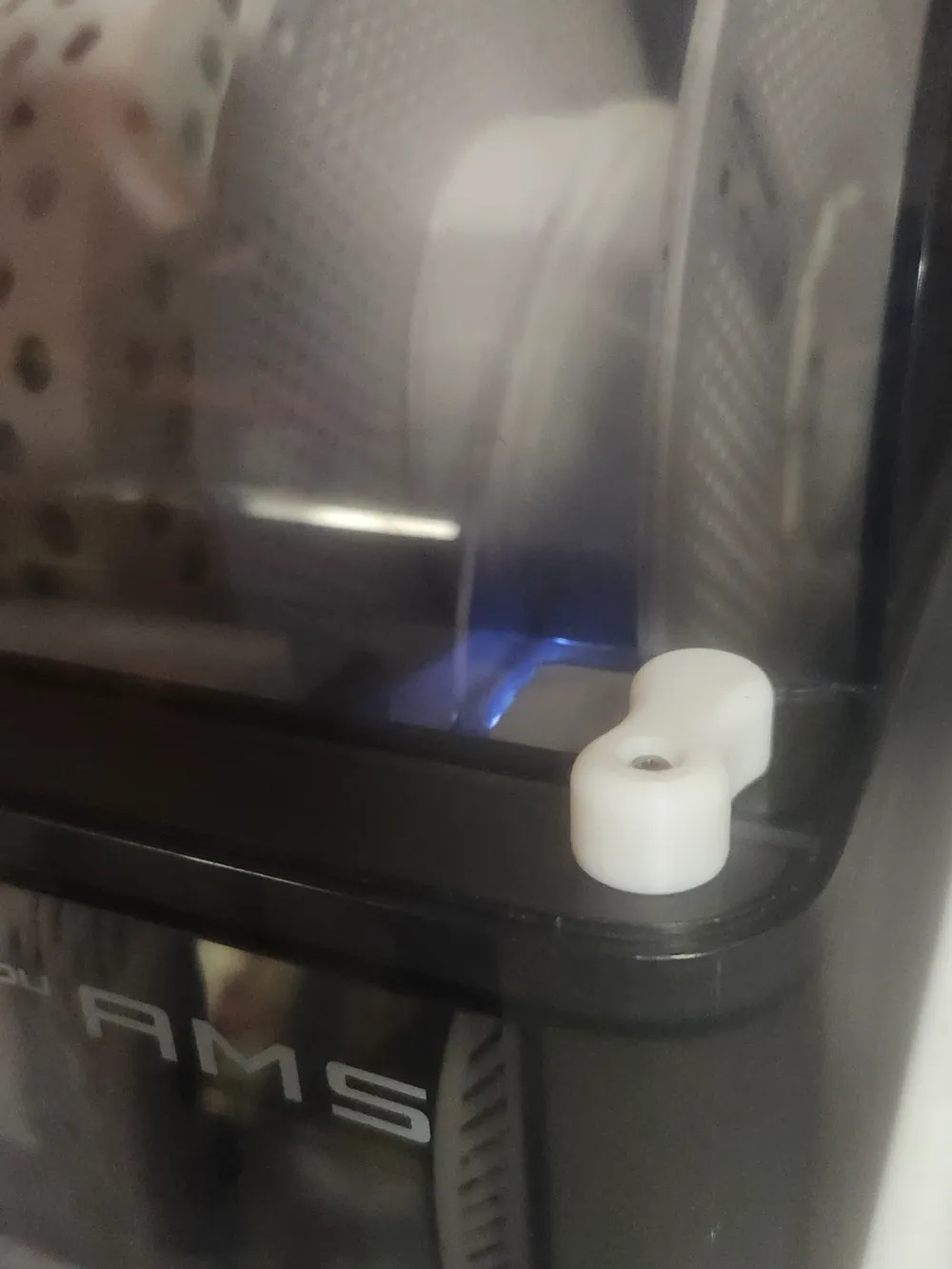 AMS latch by Robert ONeill - MakerWorld