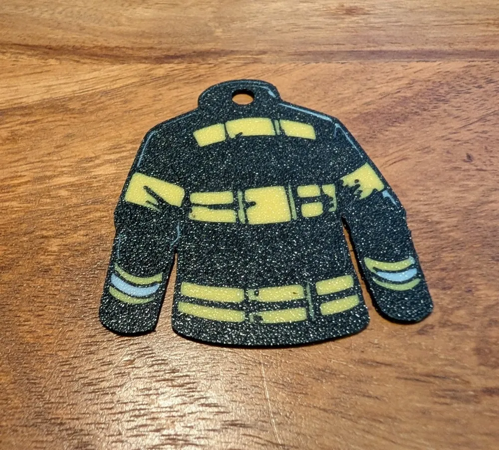 Firefighter Jacket - Keychain by N1co_93 - MakerWorld