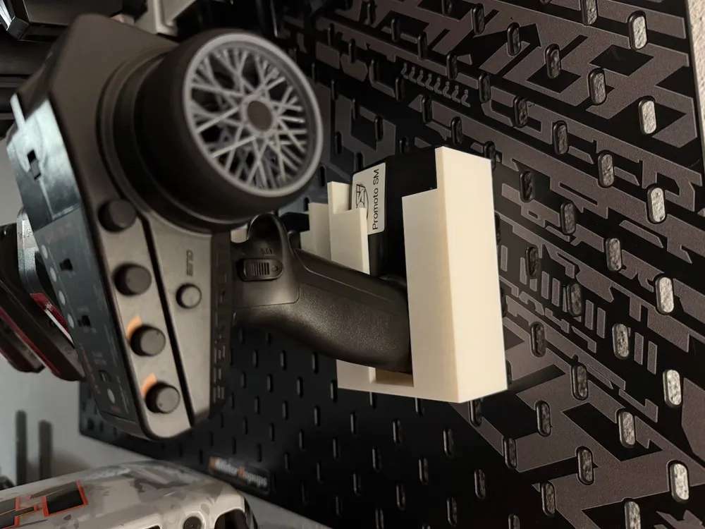 IKEA SKADIS wall mount for Spektrum DX3 controller - Free 3D Print ...