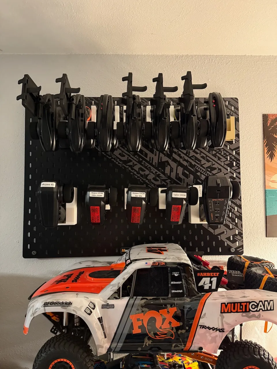 IKEA SKADIS wall mount for Spektrum DX3 controller - Free 3D Print ...