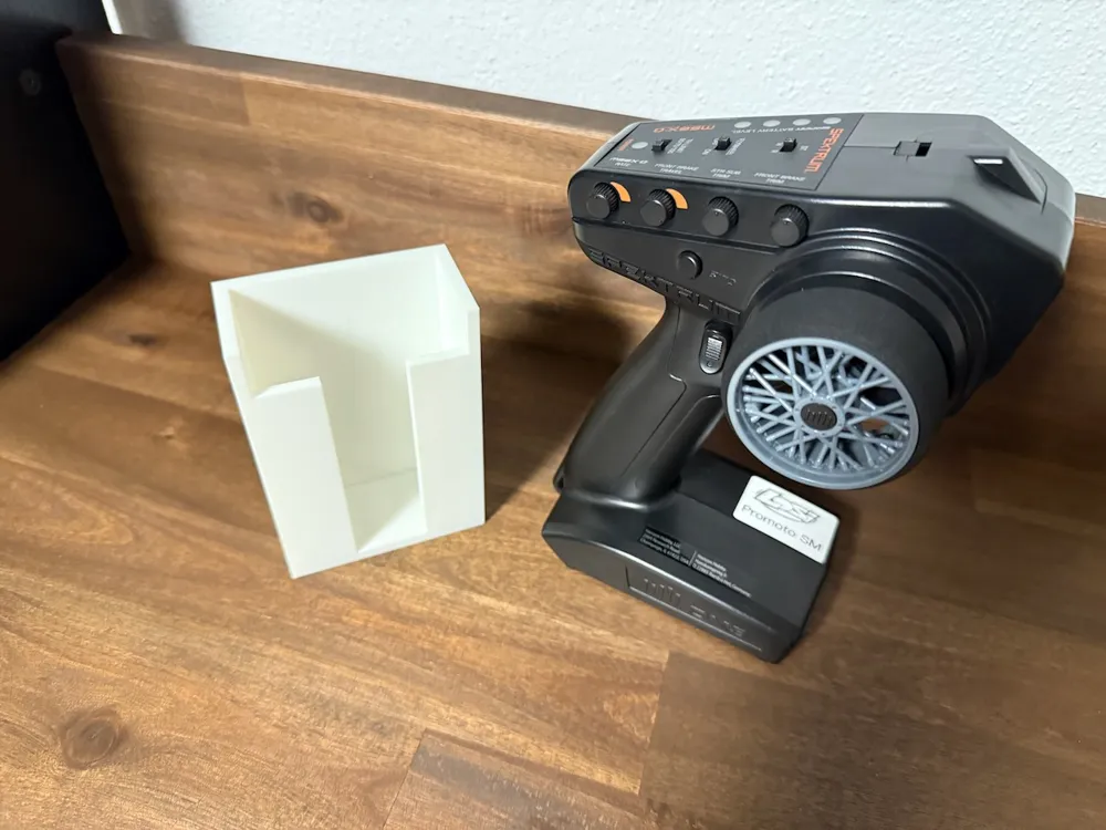 IKEA SKADIS wall mount for Spektrum DX3 controller - Free 3D Print ...