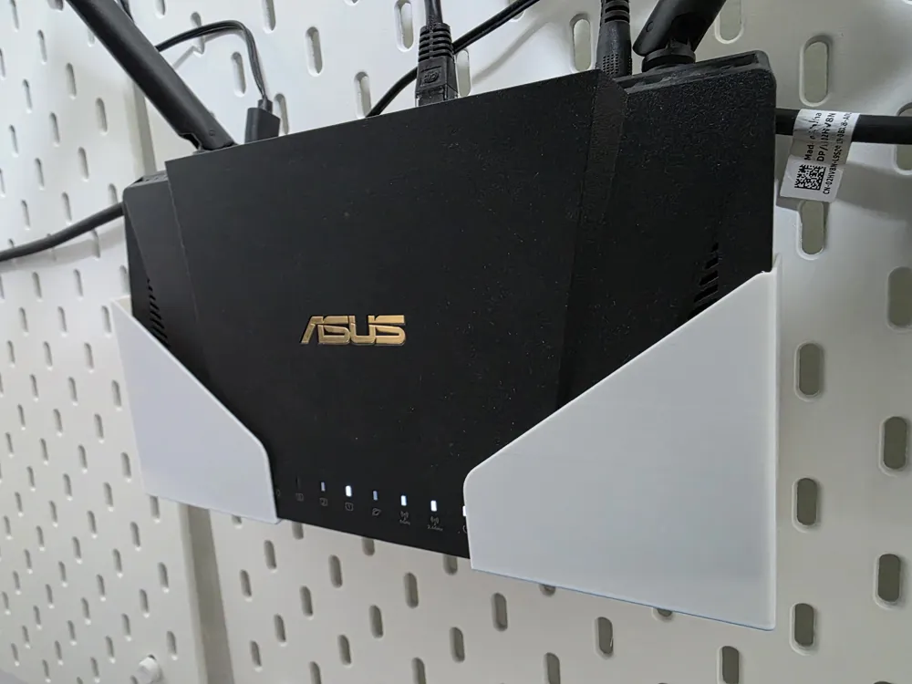 Asus RT-AX56U router mount for Skadis Remixed by user_17351095 ...