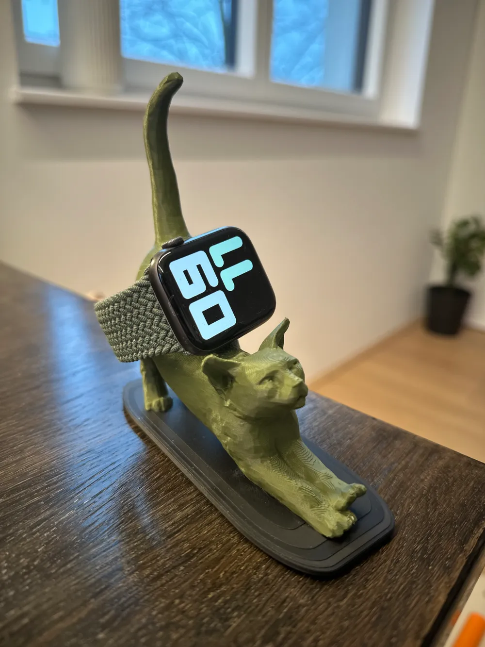 Apple Watch Cat Charging Stand - Free 3D Print Model - MakerWorld