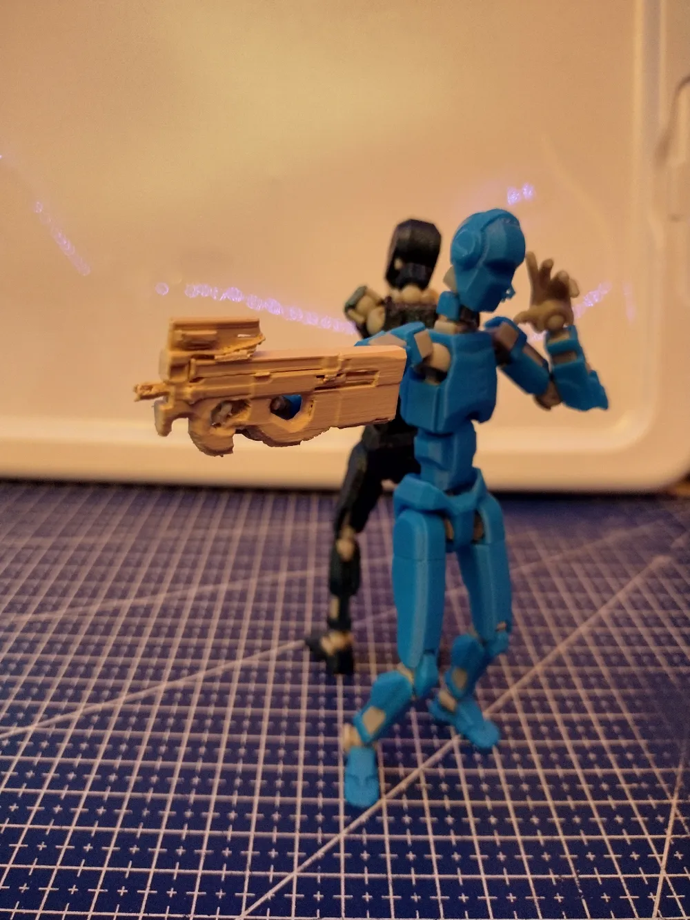 Dummy 13s' FN-P90 by ProfChaos3DPrints - MakerWorld