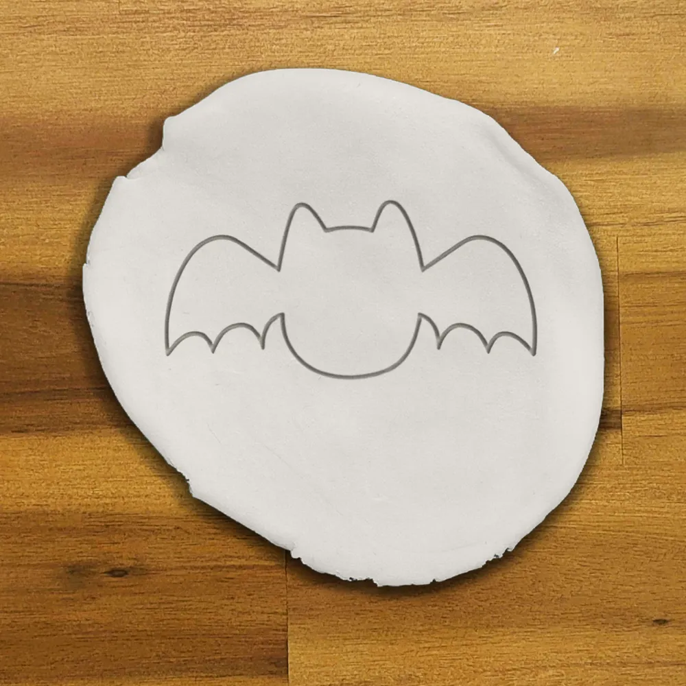 Cute Halloween bat cookie cutter by Theodor - MakerWorld
