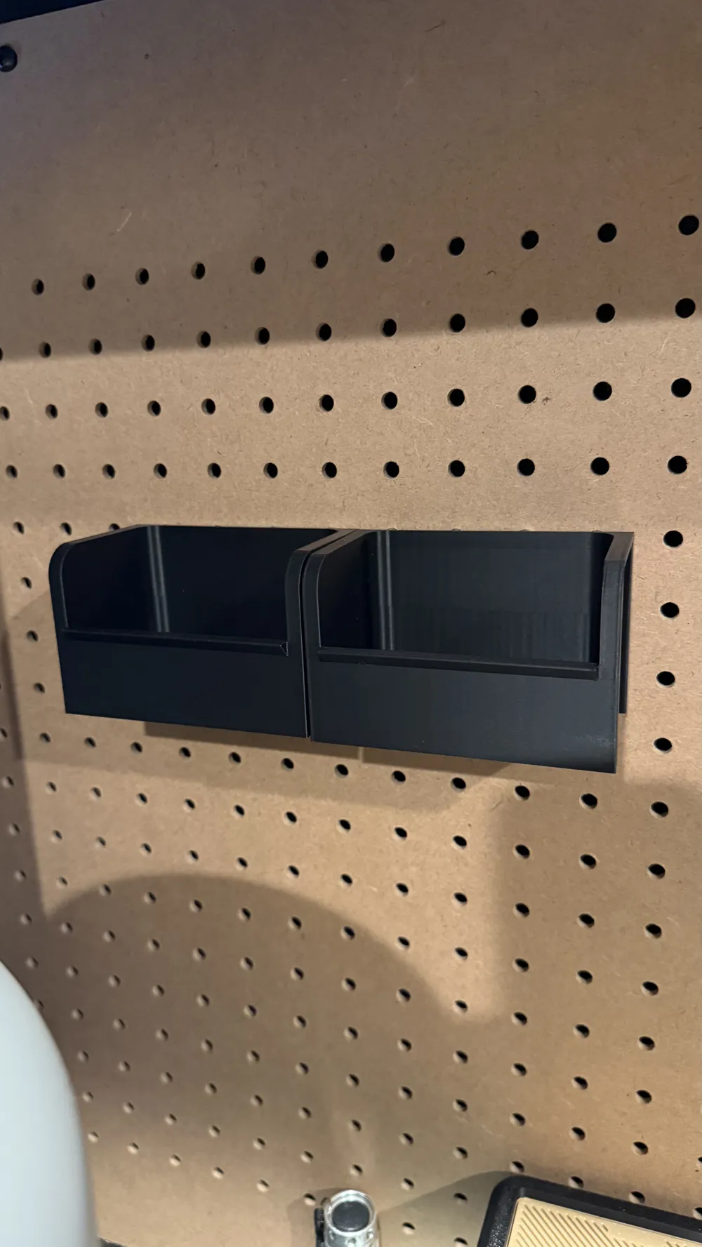 Harbor Freight YUKON 48 in Workbench w Light - Free 3D Print Model ...