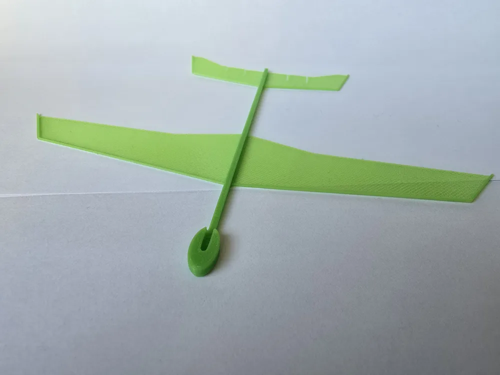 planeador veloz por Jonathan MakerWorld: Descarga Modelos 3D Gratuitos