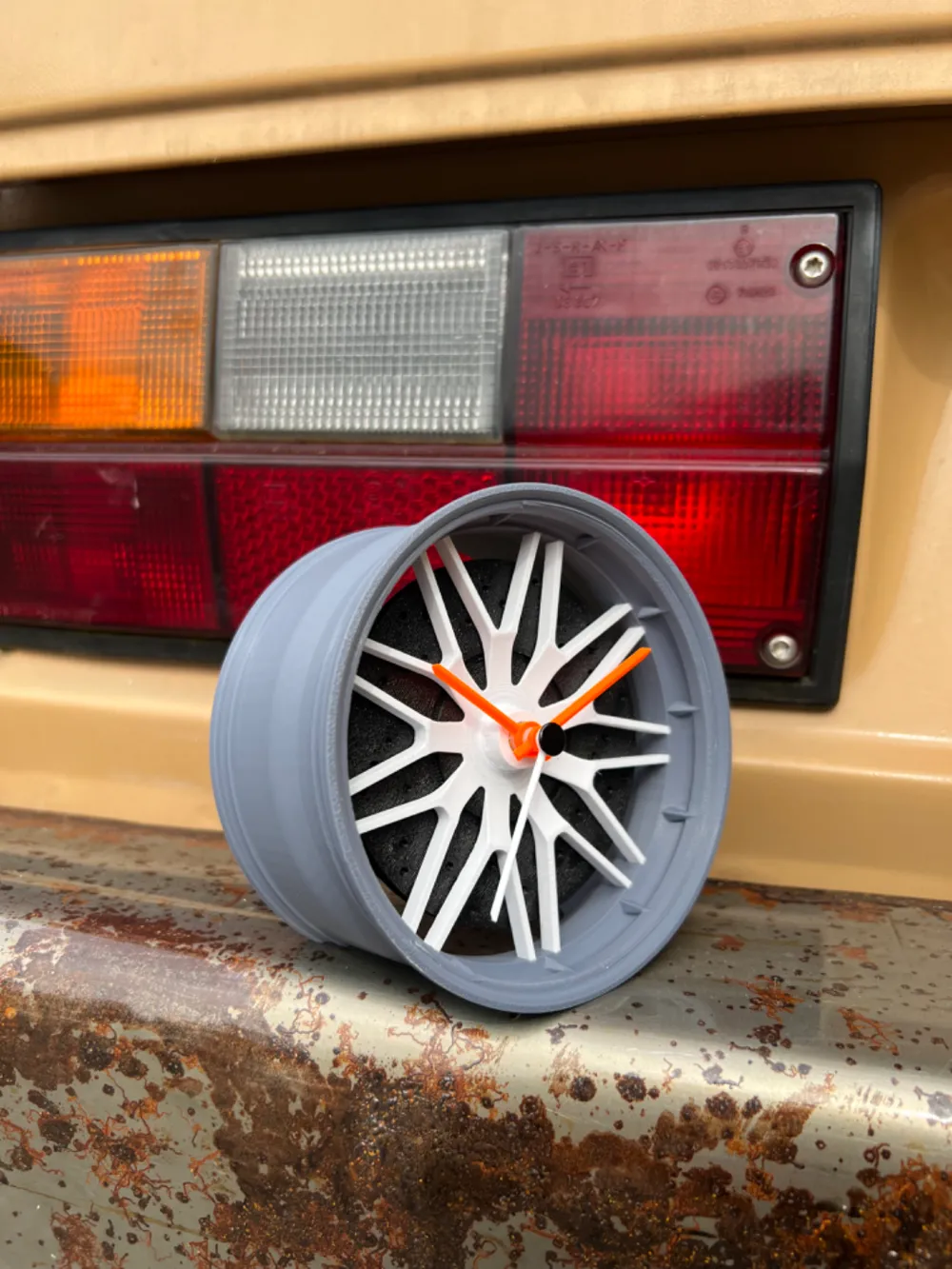 Rim Clock by empty.beer - MakerWorld