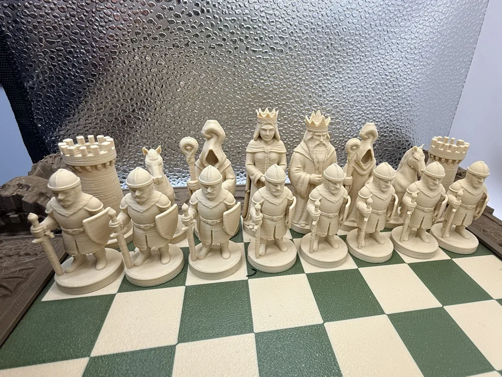 Epic Chess – Orcs vs Humans (Magnetic) - Free 3D Print Model - MakerWorld