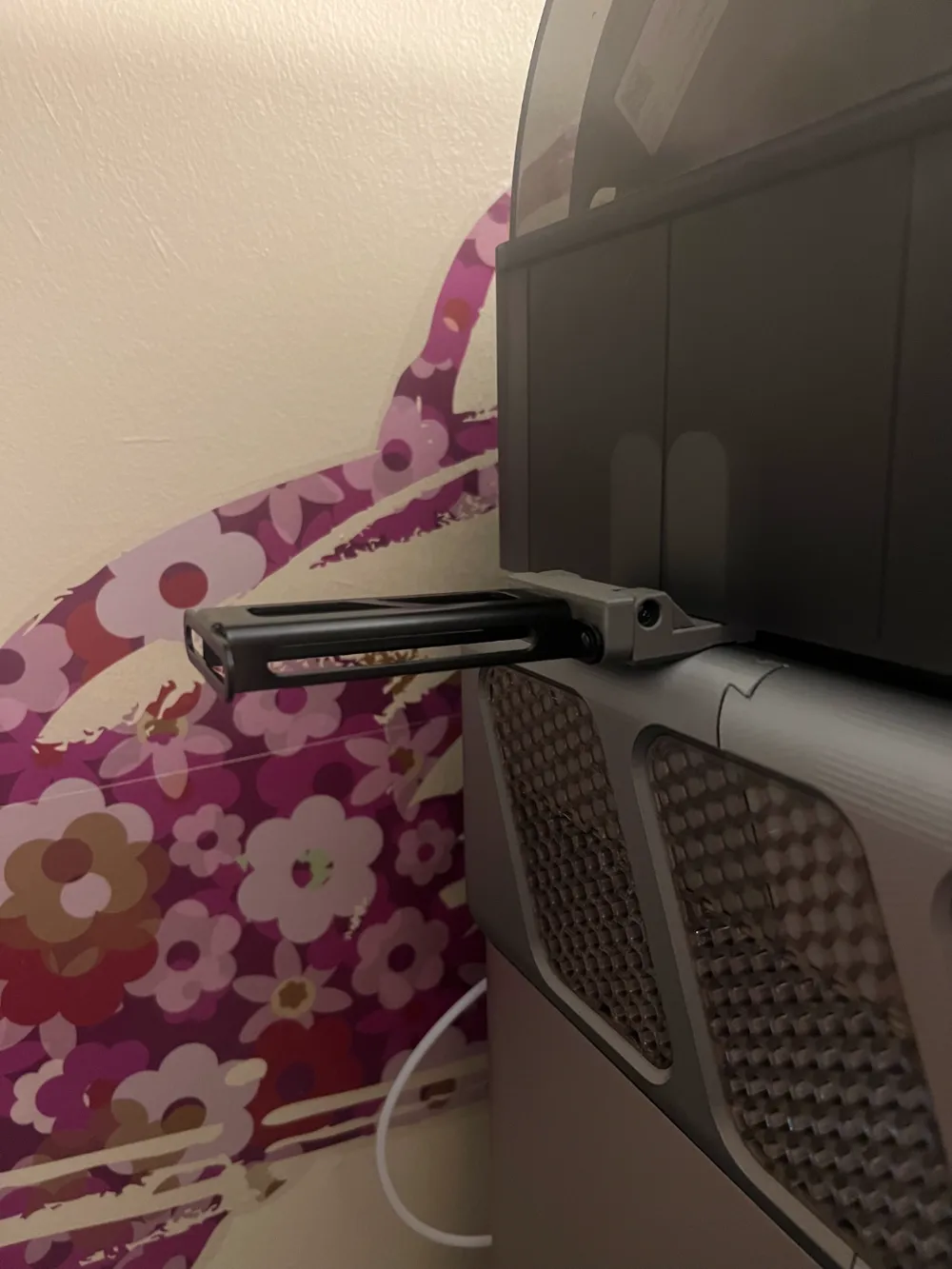 BLV AMS Riser Foldable Spool Mount Remixed by myke_young - MakerWorld