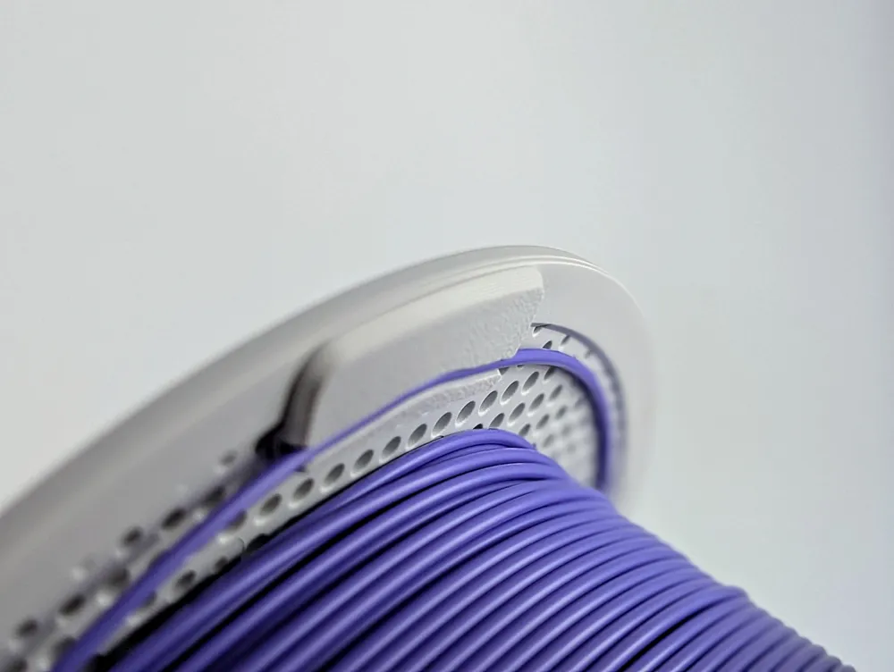 Filament clip for Bambu Lab spools - Free 3D Print Model - MakerWorld